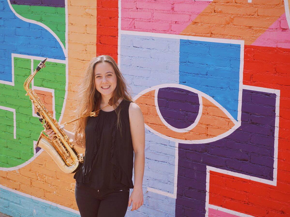 SaxRules.com Melanie Larsson