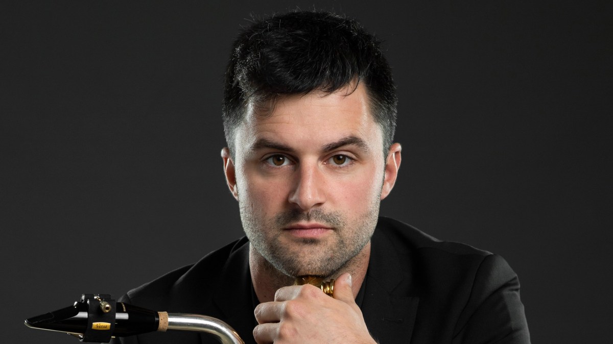 SaxRules.com Roi Barros